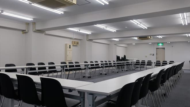 【関内駅徒歩1分】160名収容/160㎡/低価格でコスパ良好/実績多数/高速Wi-Fi/PJ/マイク/スクリーン等備品全て無料の写真9