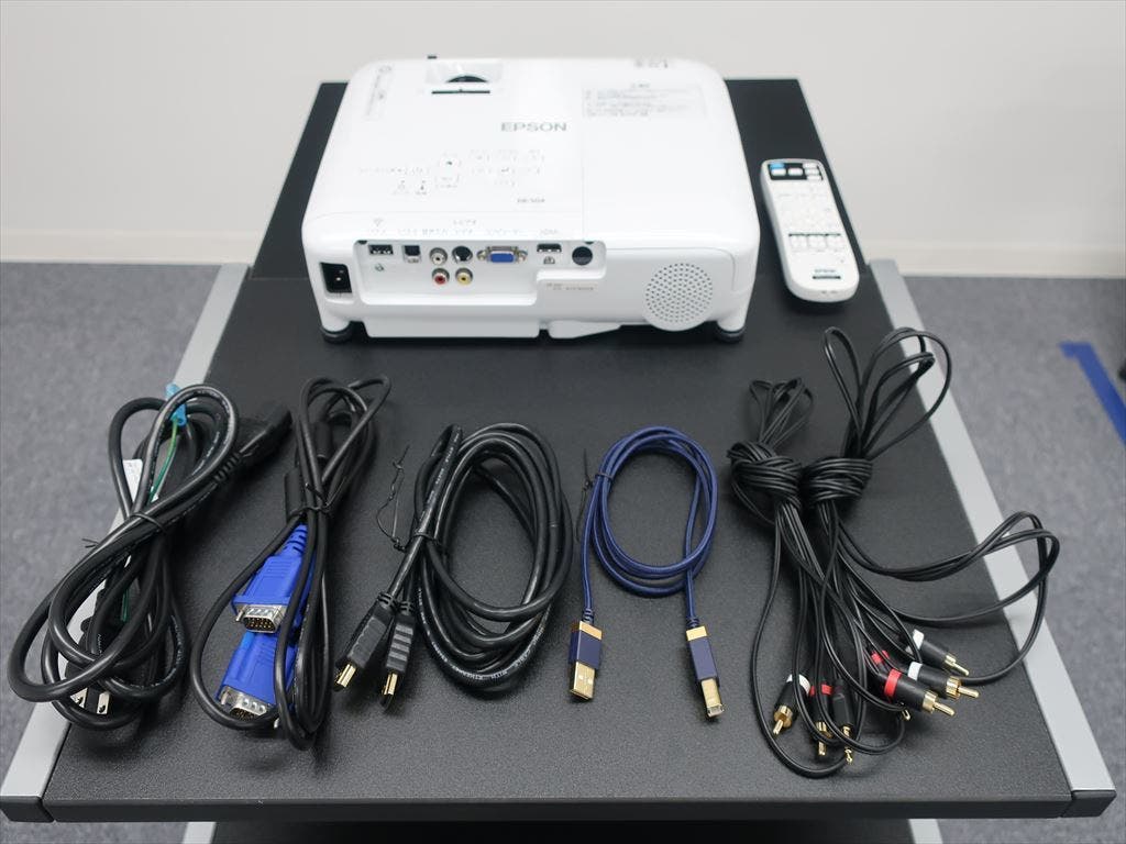 【関内駅徒歩1分】160名収容/160㎡/低価格でコスパ良好/実績多数/高速Wi-Fi/PJ/マイク/スクリーン等備品全て無料の写真13