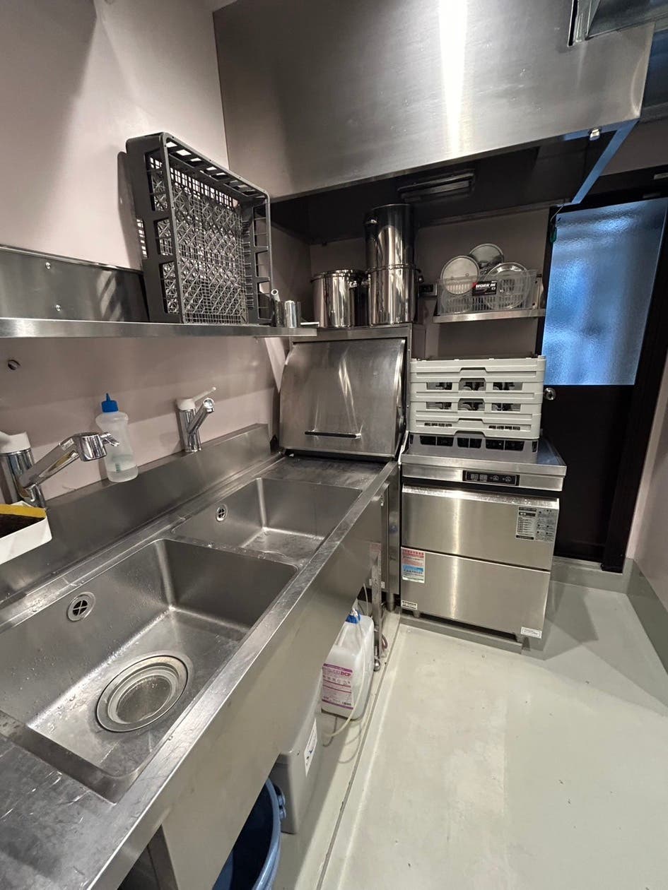 【丸太町駅から徒歩７分！】≪飲食店営業許可付き本格厨房×客席付き！25名対応のおしゃれ空間！≫の写真14