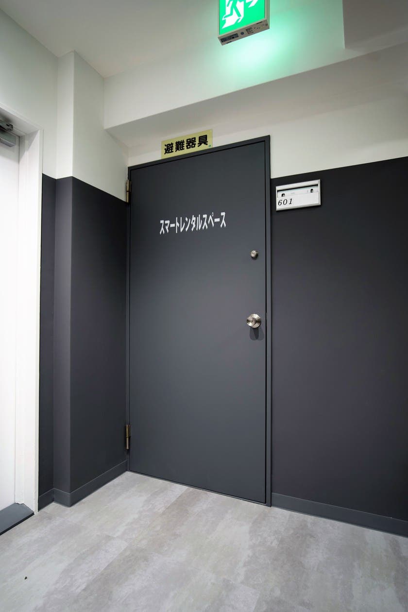 【関内駅徒歩1分】160名収容/160㎡/低価格でコスパ良好/実績多数/高速Wi-Fi/PJ/マイク/スクリーン等備品全て無料の写真22