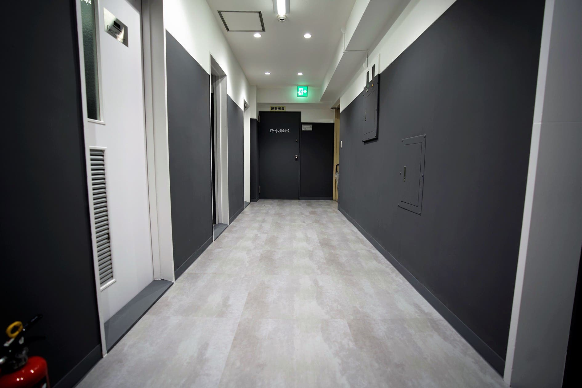 【関内駅徒歩1分】160名収容/160㎡/低価格でコスパ良好/実績多数/高速Wi-Fi/PJ/マイク/スクリーン等備品全て無料の写真23