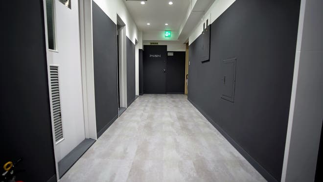 【関内駅徒歩1分】160名収容/160㎡/低価格でコスパ良好/実績多数/高速Wi-Fi/PJ/マイク/スクリーン等備品全て無料の写真23