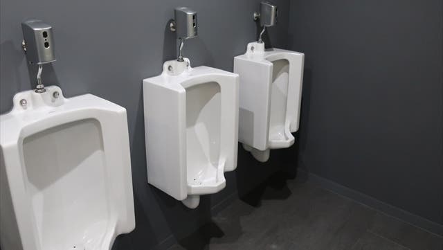 【関内駅徒歩1分】160名収容/160㎡/低価格でコスパ良好/実績多数/高速Wi-Fi/PJ/マイク/スクリーン等備品全て無料の写真29