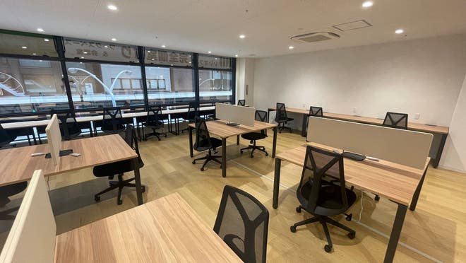 【京都河原町駅徒歩1分】モニター・ウォーターサーバーあり!8名会議室(Room E)※予約時間前は入室不可の写真7