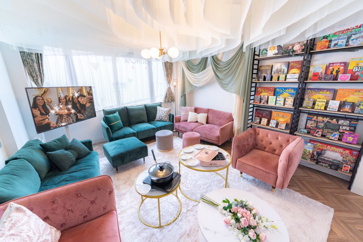 ボドゲ秋葉原5号店🌟ボードゲーム６０種類🎲TVゲーム完備🎮大画面TV📺撮影スタジオ📷光回線⚡動画向きの写真5