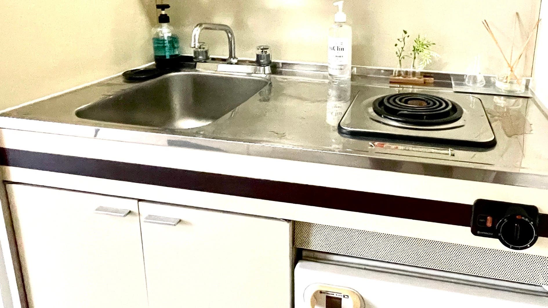 大丸錦出口正面！完全個室のワークスペース/大型モニター/Web会議/ミーティング/作業スペース/レンタルサロンの写真9