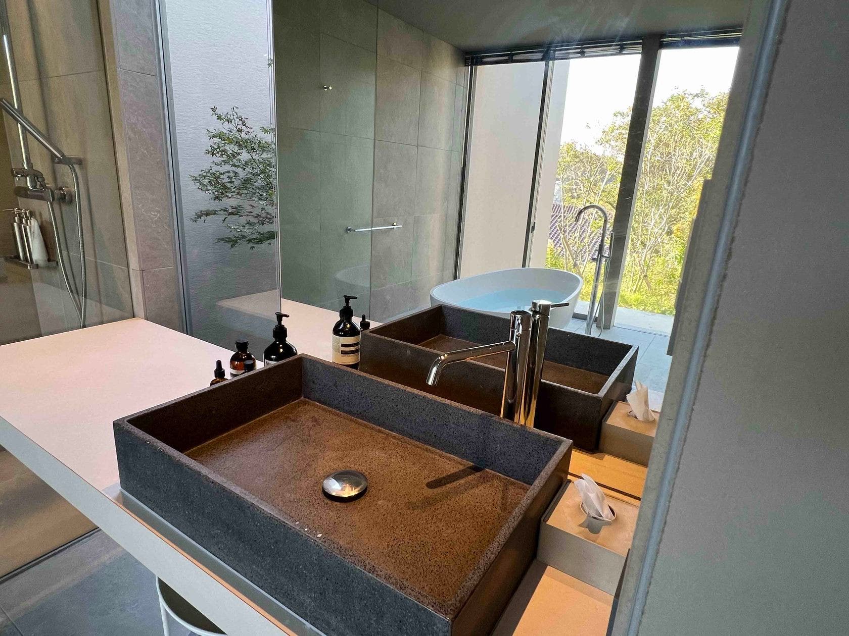 都心から1時間の”光と緑に包まれる美空間“の写真7