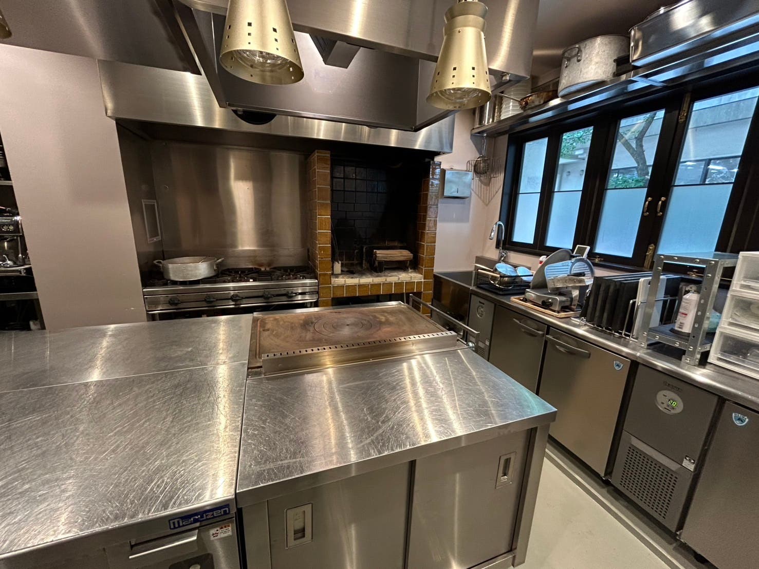 【飲食店営業許可有り】≪製造・試作に！プロ仕様の厨房機器がある本格キッチン！丸太町駅徒歩７分！≫の写真7