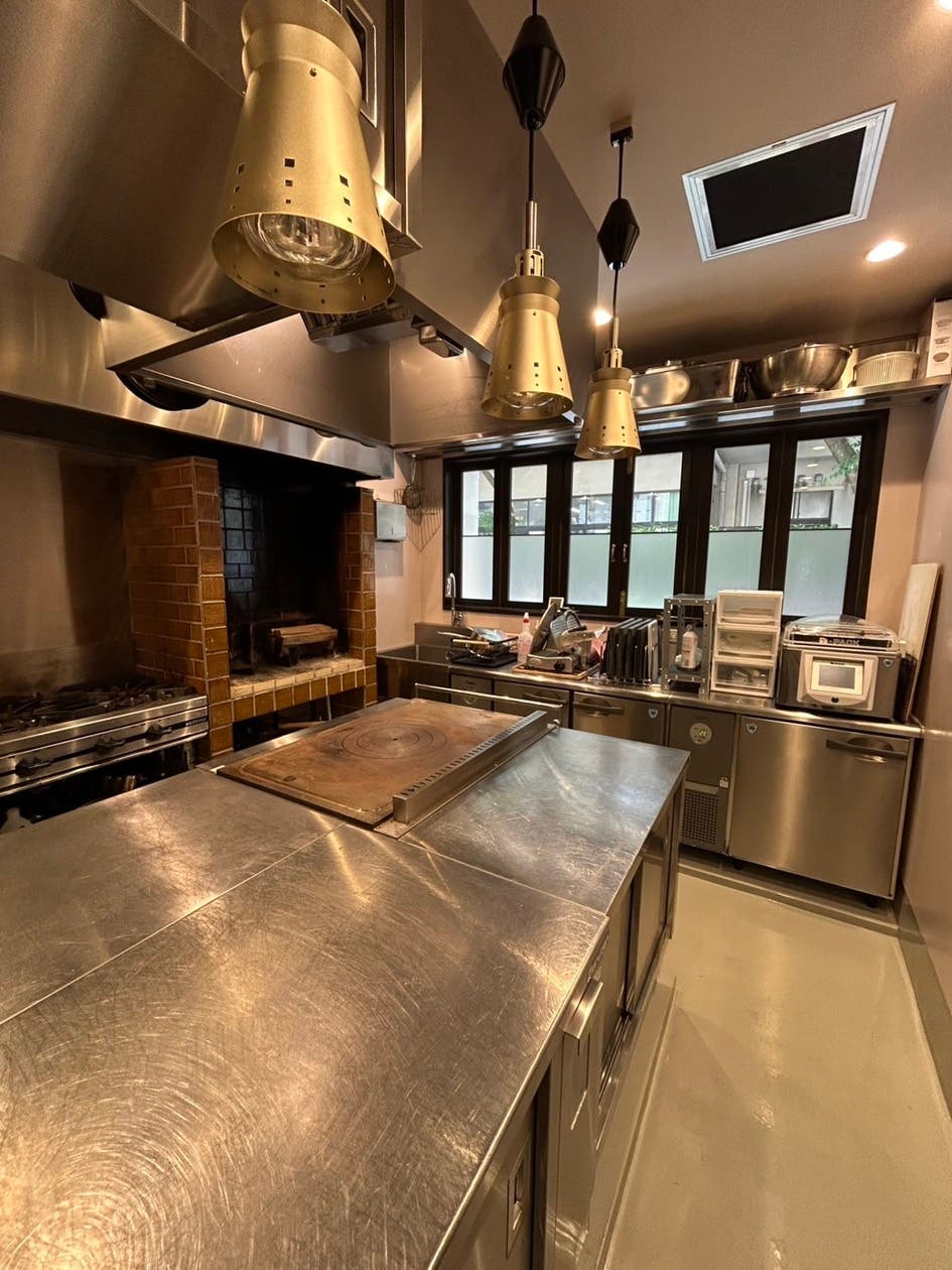 【飲食店営業許可有り】≪製造・試作に！プロ仕様の厨房機器がある本格キッチン！丸太町駅徒歩７分！≫の写真9