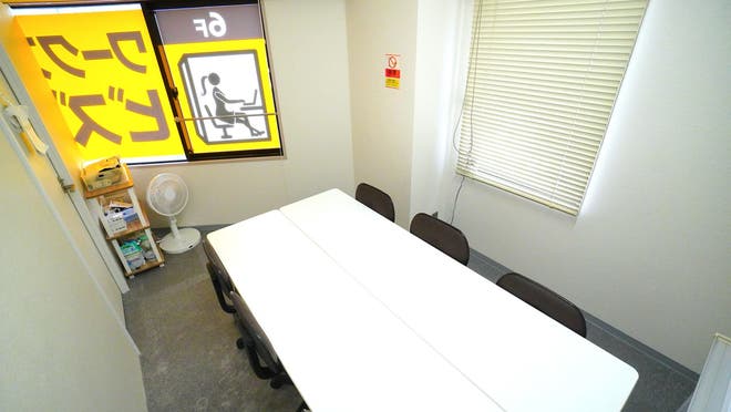 <ビズボ会議室五反田駅前>浅草線徒歩1分・JR徒歩3分🚃光回線Wi-Fi📶プロジェクター🎥会議/商談/ワークショップ/撮影の写真4