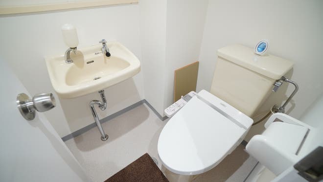 <ビズボ会議室五反田駅前>浅草線徒歩1分・JR徒歩3分🚃光回線Wi-Fi📶プロジェクター🎥会議/商談/ワークショップ/撮影の写真11