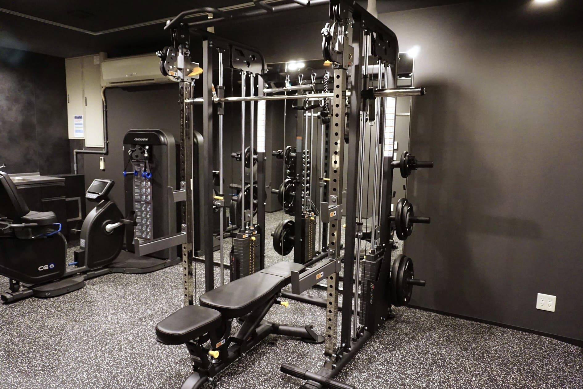 【下高井戸駅直結！】完全個室レンタルジム-何人で利用しても追加料金なし/パーソナルトレーニング利用OKの写真2