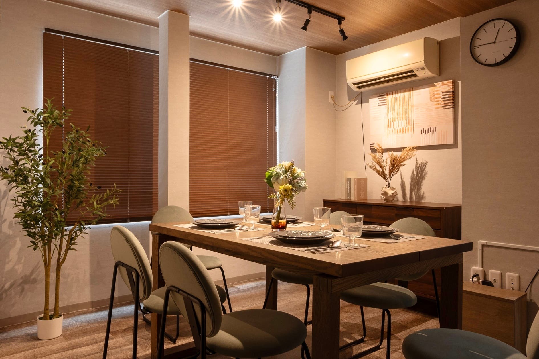 池袋駅4分🚃24H/最大18名着席🎉大型スクリーン🎬映画・大人気ゲーム機🎮おしゃれなケータリング♪の写真6