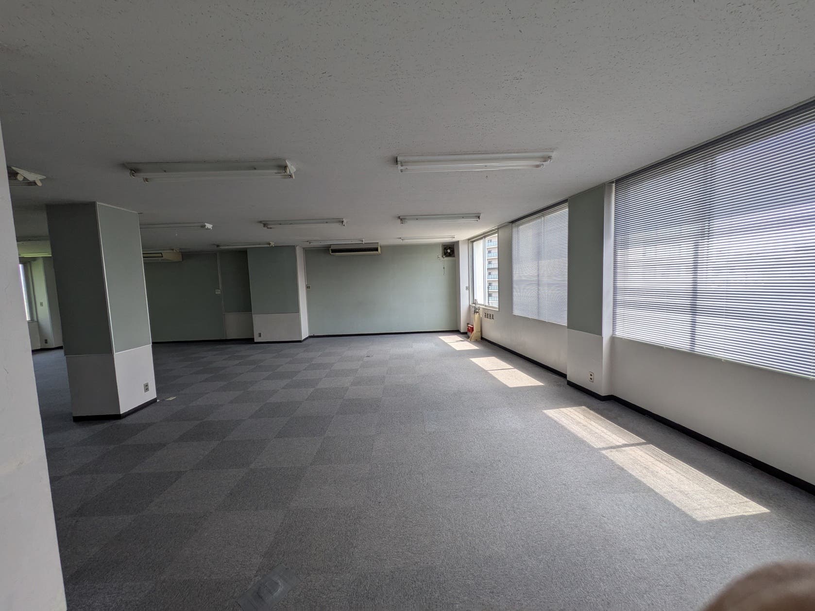 郡山駅から徒歩9分の多目的スペースの写真1