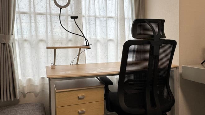 ライブ配信/テレワーク/Web会議/無料Wi-Fi完備/撮影用リングライト有/完全個室/2人掛けソファー【305号室】の写真2