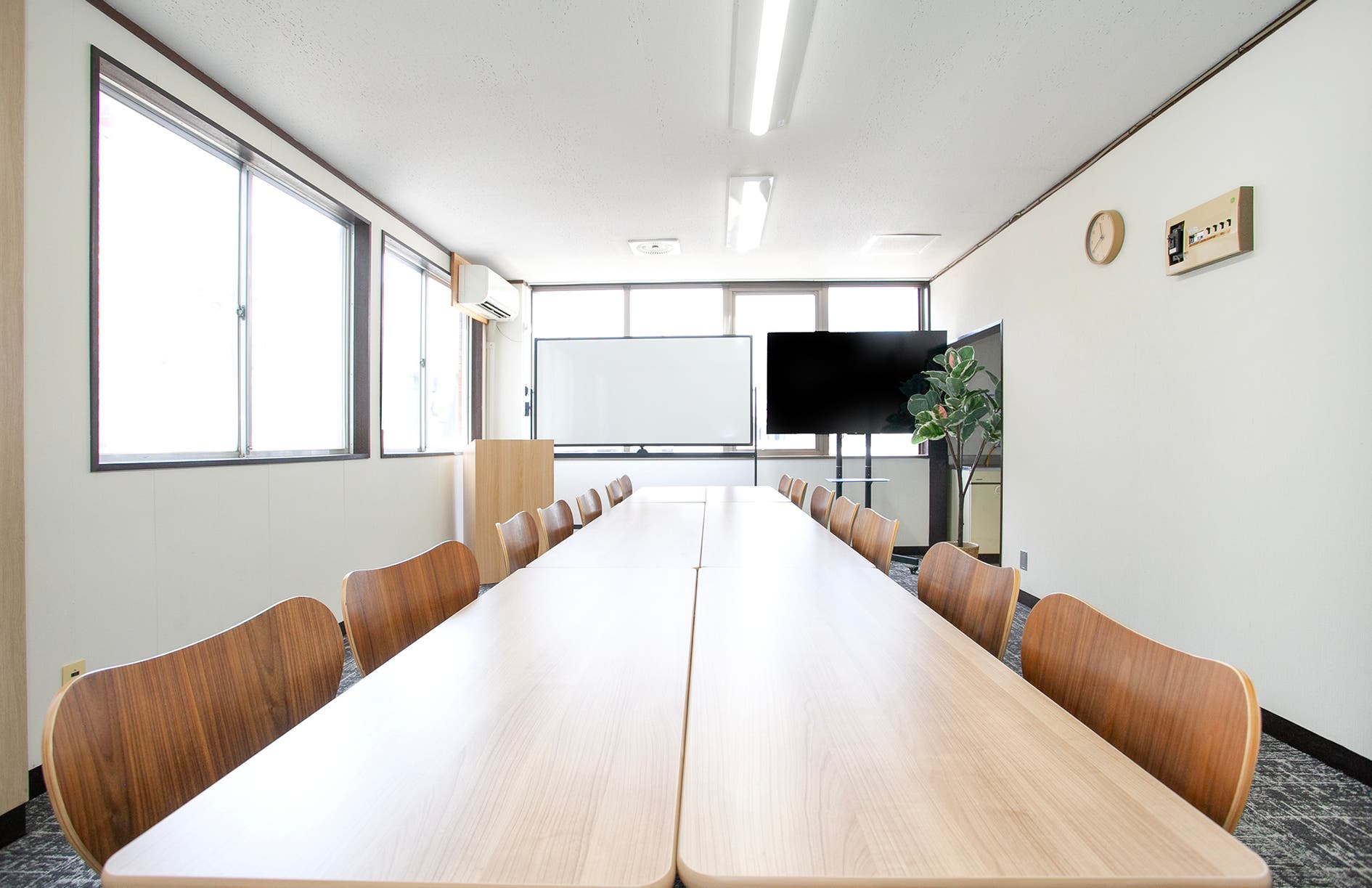 新潟駅5分!/最大20名/会議/セミナー/面接/懇親会/ボドゲ/女子会で利用可/飲食お酒可/GS貸会議室・新潟店３０１の写真12