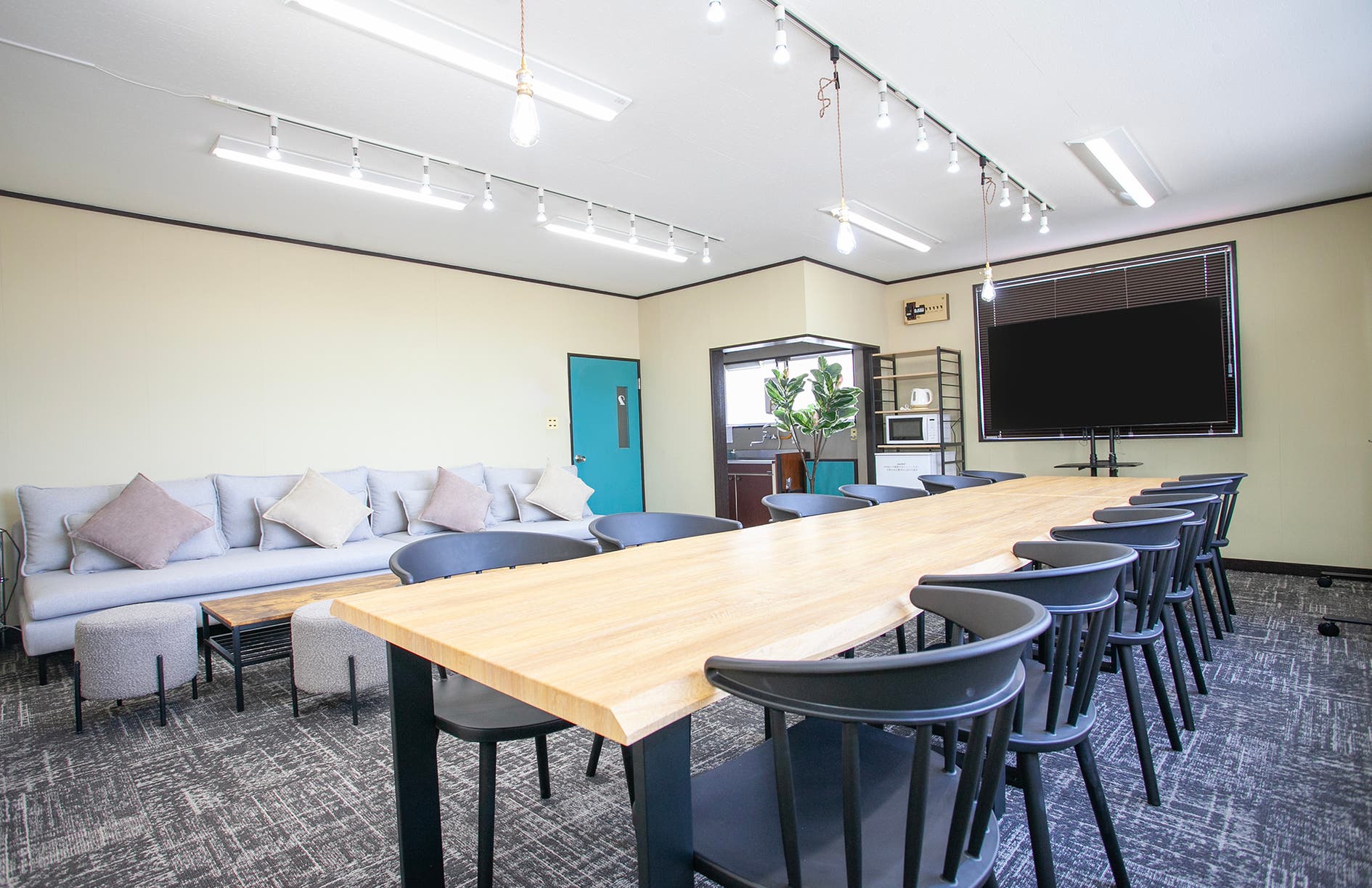 新潟駅5分!/最大24名/パーティー/会議/セミナー/懇親会/ボドゲ/女子会で利用可/飲食お酒可/GS貸会議室・新潟店３０２の写真10