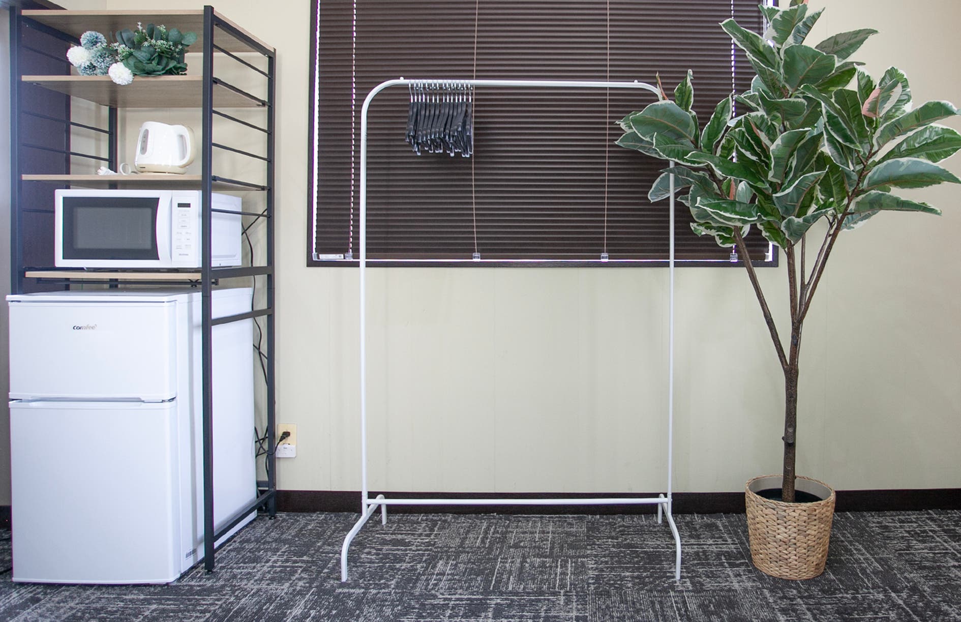 新潟駅5分!/最大24名/パーティー/会議/セミナー/懇親会/ボドゲ/女子会で利用可/飲食お酒可/GS貸会議室・新潟店３０２の写真22