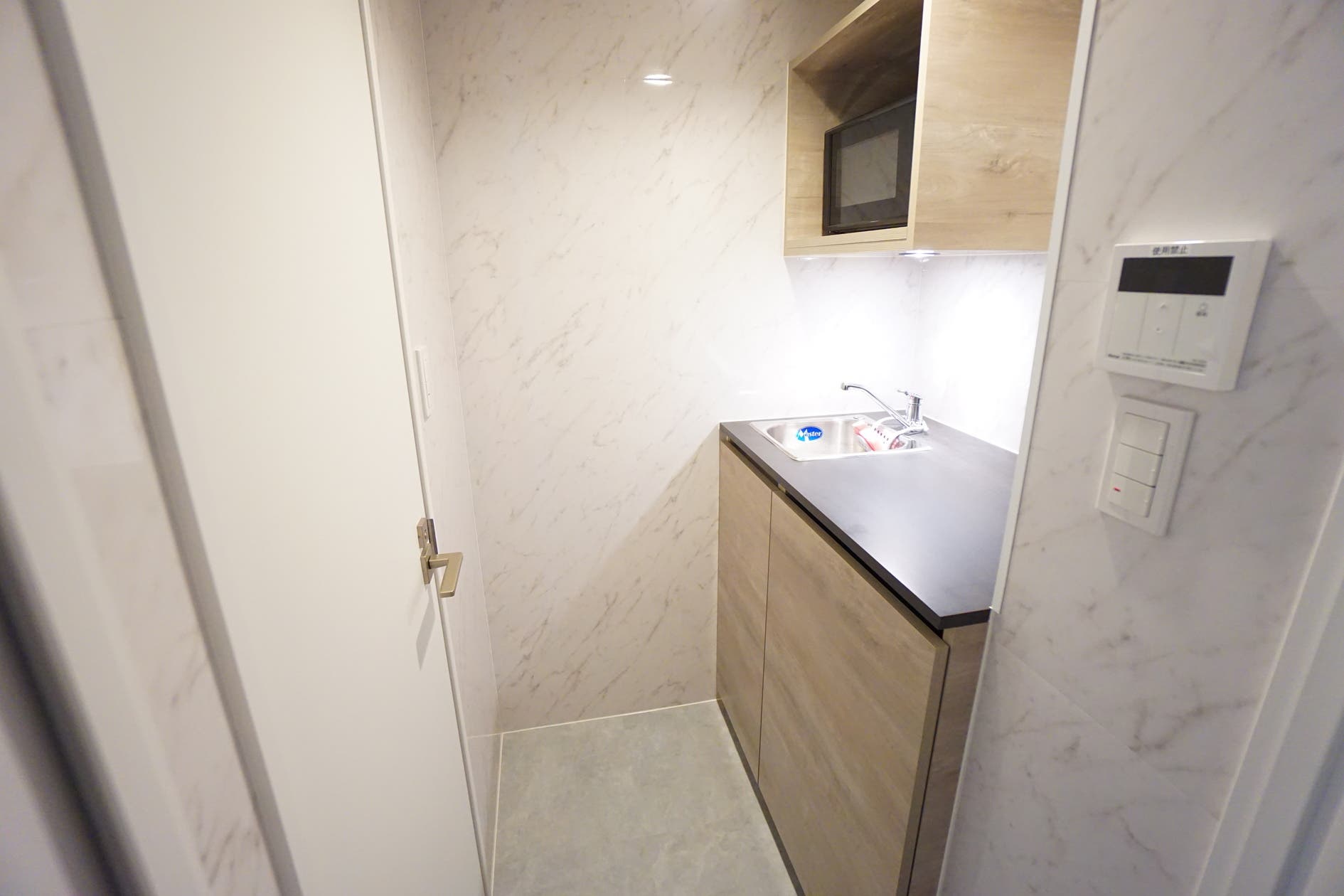 ＜WASEDA BASE鶴巻102＞NURO光導入！早稲田駅徒歩6分🚃完全個室✨24時間営業⏰自習/読書/作業/テレワーク/会議の写真9