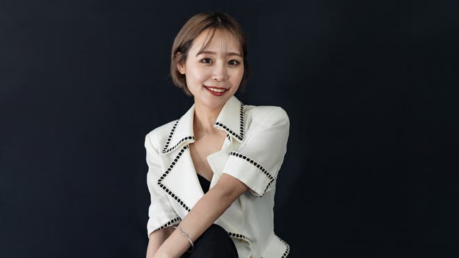 【SALE中】神戸元町駅徒歩6分|自然光|白ホリゾント|機材無料の写真5