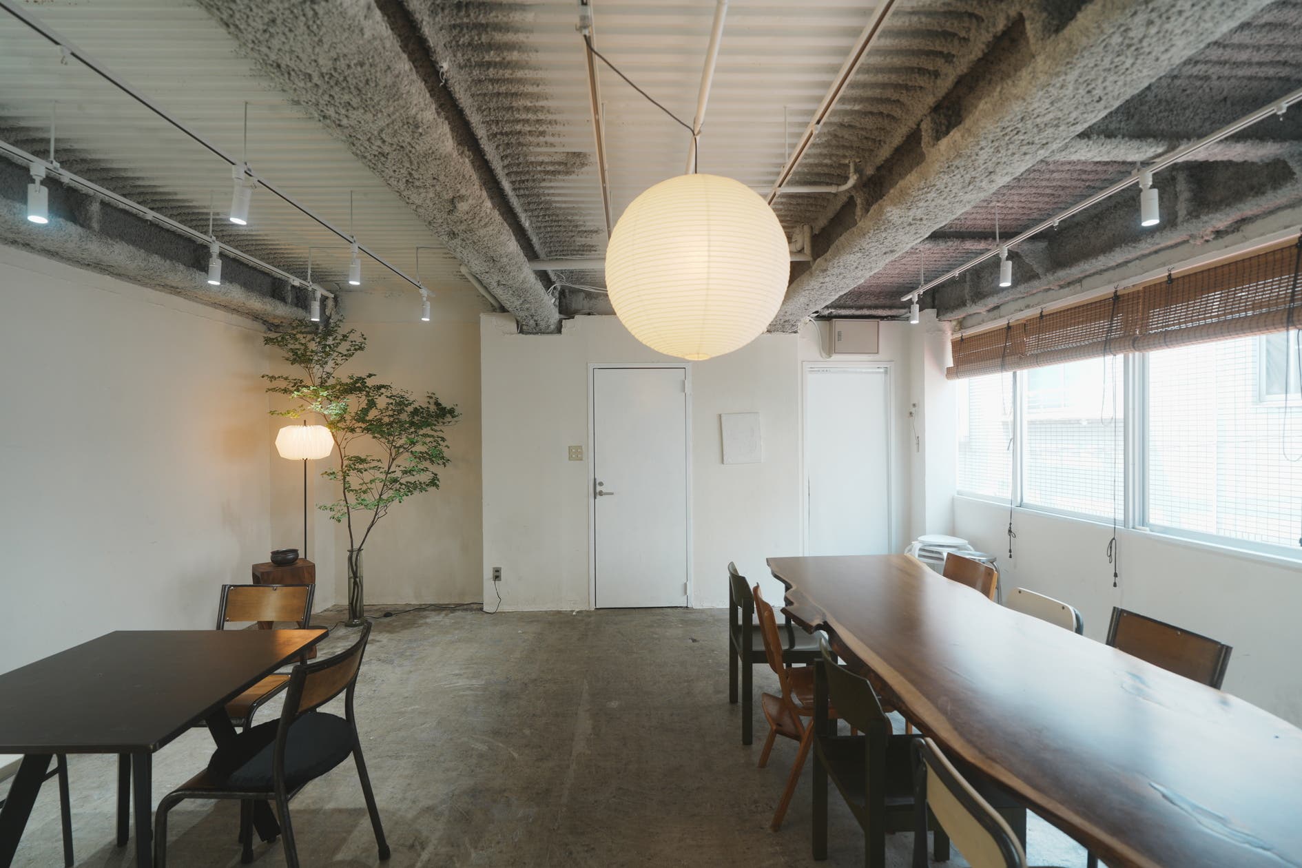 駅近徒歩30秒！45平米のシロハコスタジオ。展示会やフリマ等のイベントにおすすめの写真5