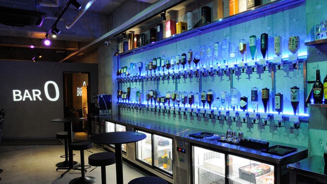 難波駅スグのバーカウンターありの広々スペースの写真3