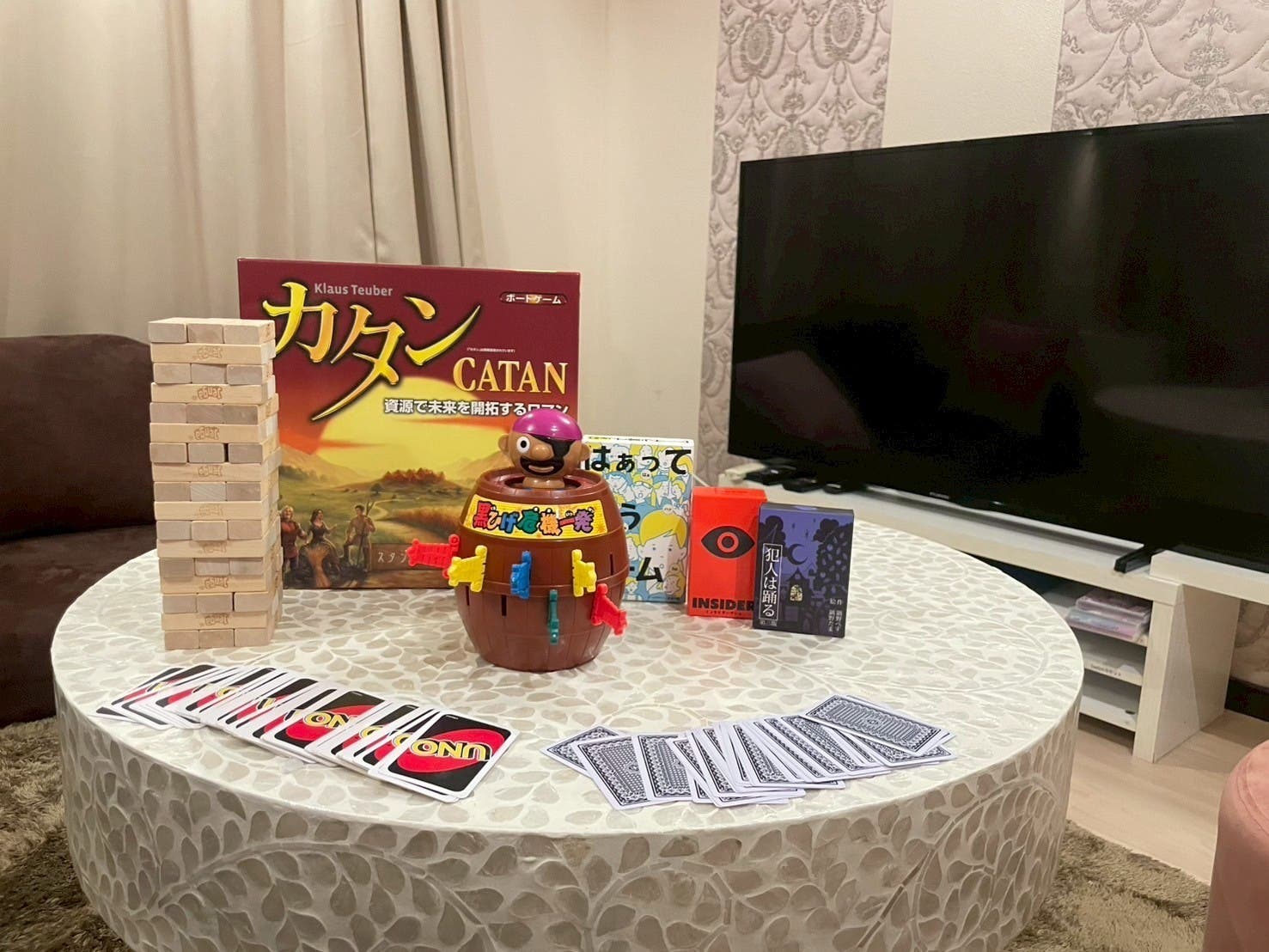 【要町4分/池袋9分】女子会・推し活に最適🎀大人かわいいラウンジ空間｜白壁で撮影OK🌟55㌅TVで映画鑑賞🎥クリスマス🎄の写真11