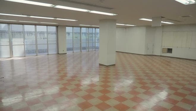 1Fフロア貸切|飯田橋駅徒歩2分学校跡地のレンタルスペース/撮影、セミナー、ポップアップなどの写真1