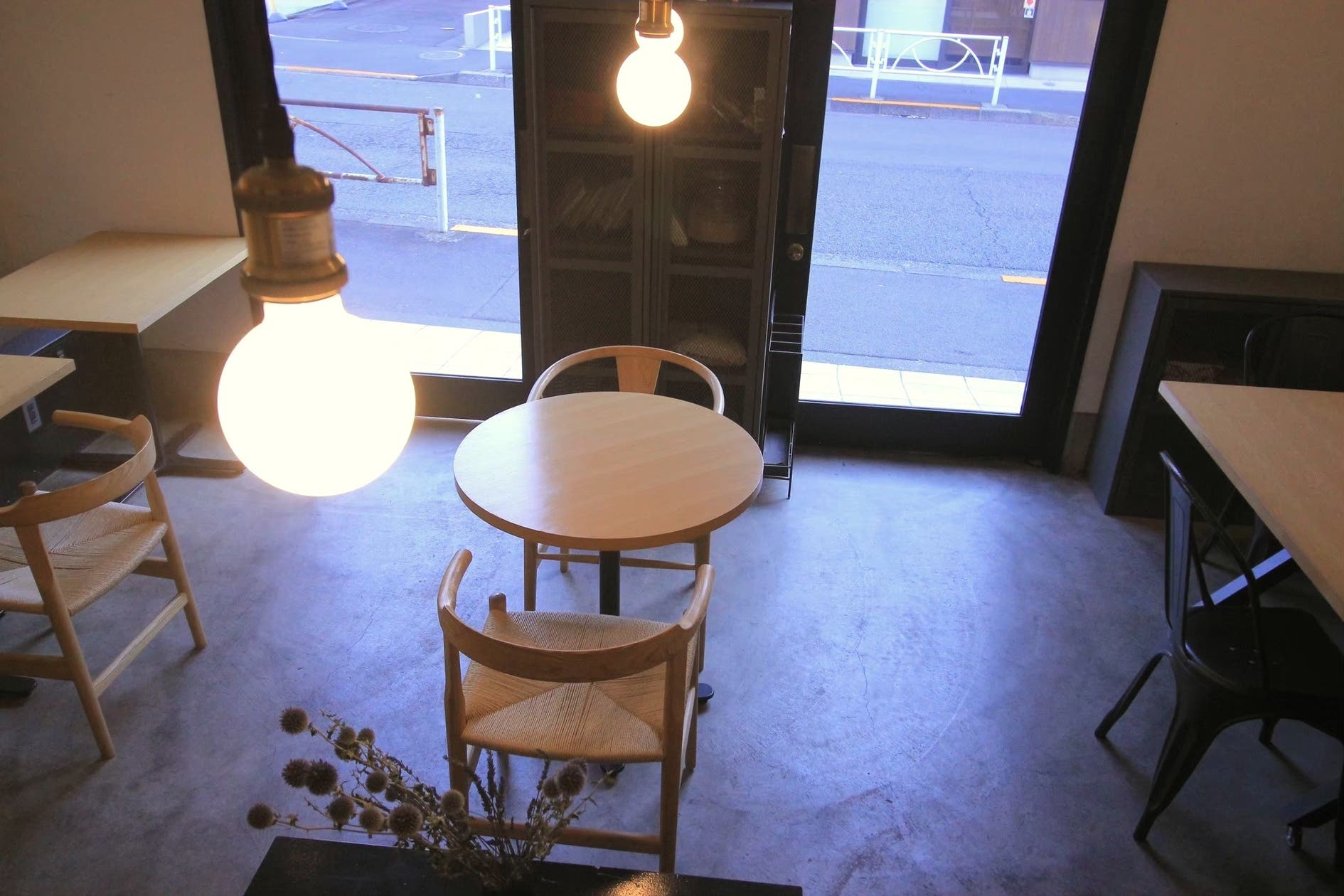 三軒茶屋の白を基調としたおしゃれなカフェを貸し切りでの写真6