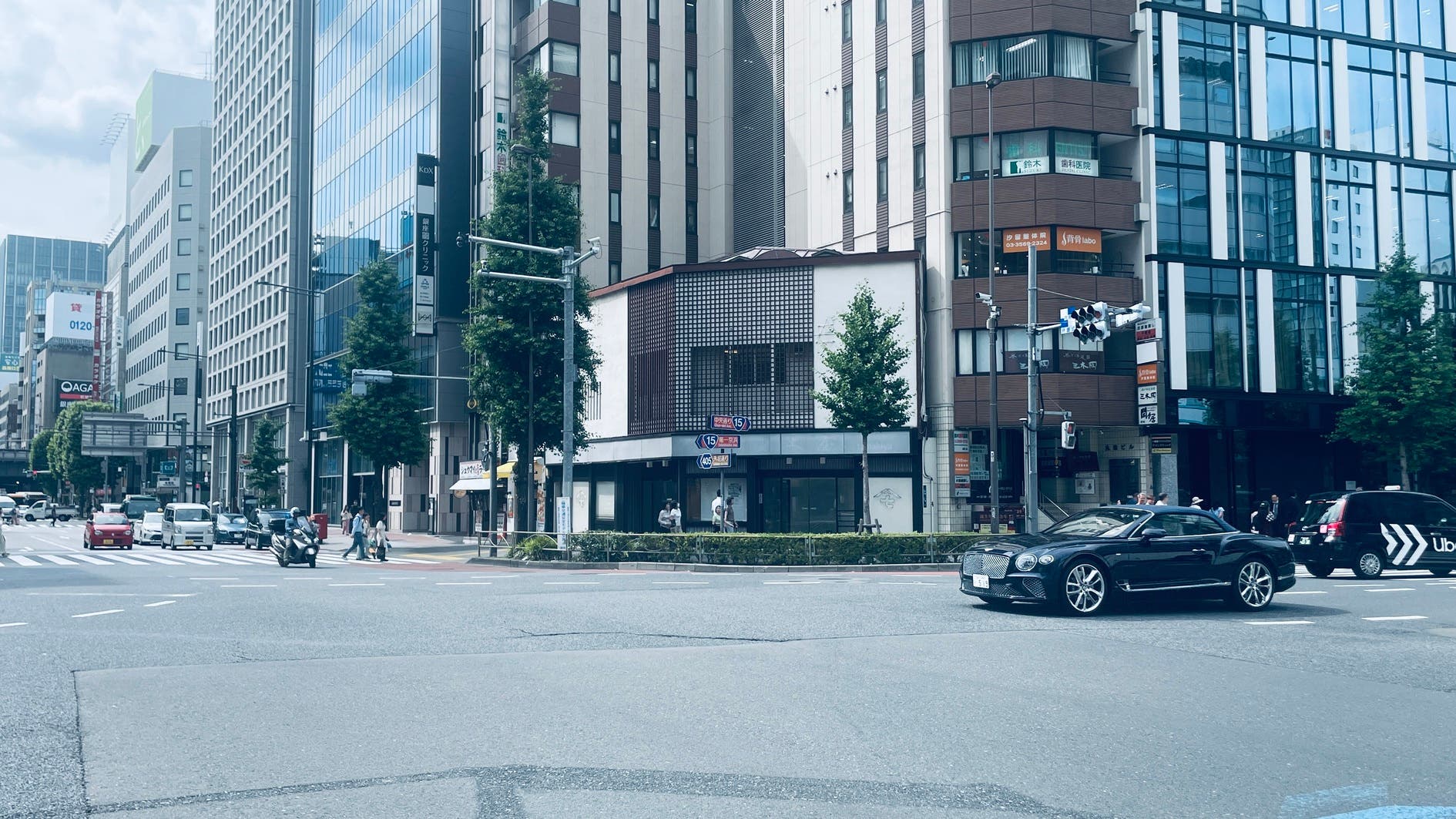 【新橋駅徒歩1分】銀座の入口当たる交差点にある、ポップアップイベントスペースの写真2