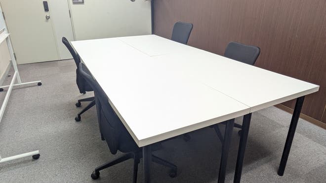 広瀬通 4名 【5階5-D会議室】TVモニター付/Wi-fi・ホワイトボード/24時間ご利用可能/飲食OK/長時間利用にも◎の写真8