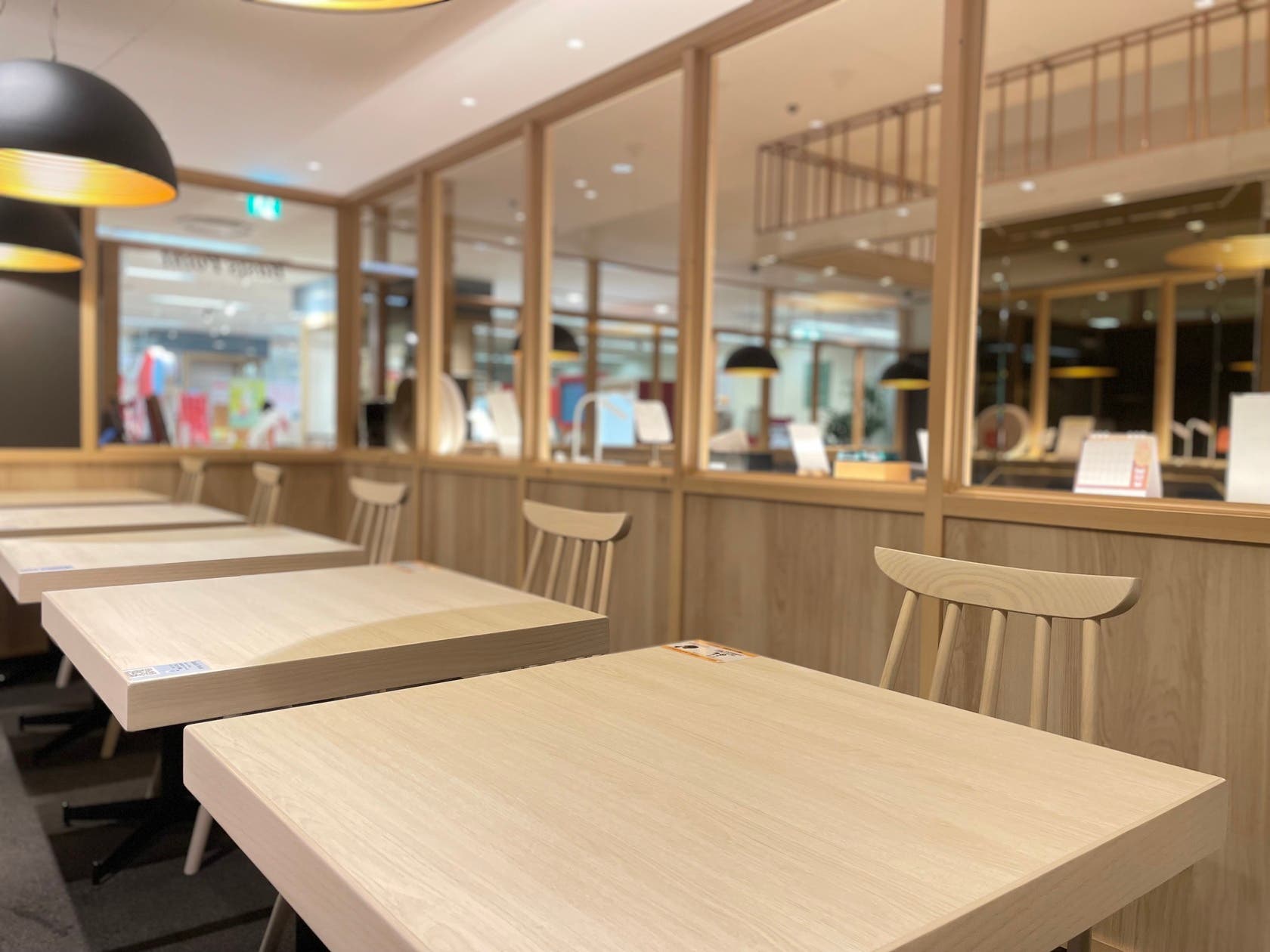 【オープン席】吉祥寺駅徒歩1分！フリードリンク/Wi-Fi/充電器/テレワークやWeb会議に最適◎の写真27