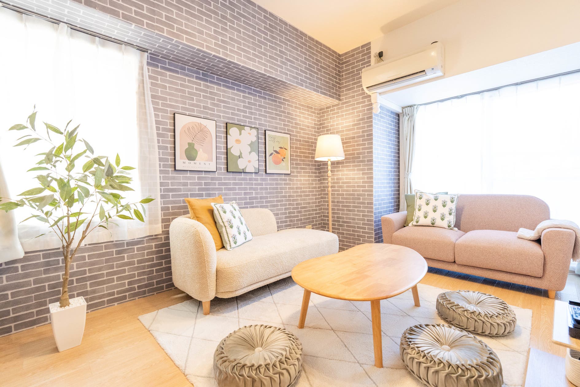 🍈【京都駅3分好立地】🚃ゴミ捨て無料🧹大人気ゲーム機🎮/女子会/ママ会/推し活✊撮影📸/映画鑑賞🎬️ビジネス/会議の写真2