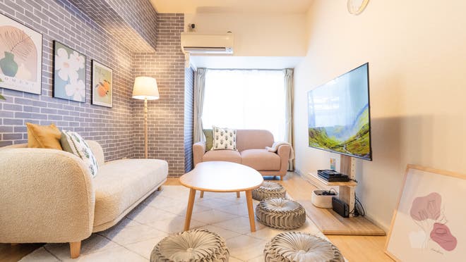 🍈【京都駅3分好立地】🚃ゴミ捨て無料🧹大人気ゲーム機🎮/女子会/ママ会/推し活✊撮影📸/映画鑑賞🎬️ビジネス/会議の写真1