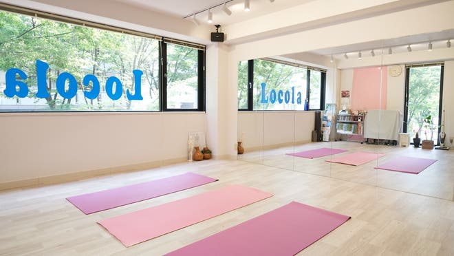 【駅近】阪神芦屋駅徒歩2分!大きな鏡のあるダンススタジオの写真3