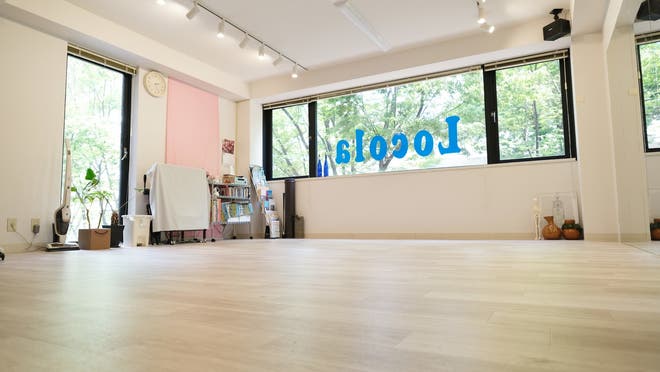 【駅近】阪神芦屋駅徒歩2分!大きな鏡のあるダンススタジオの写真4