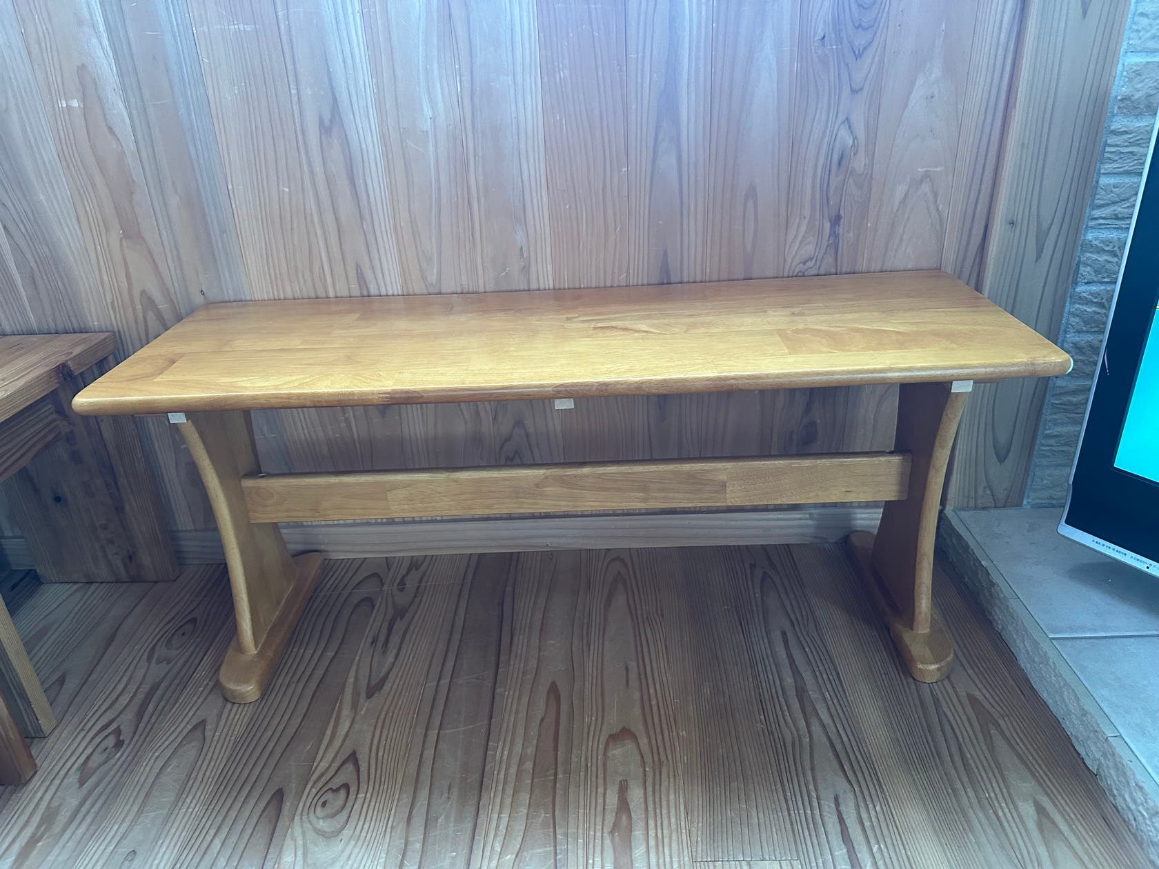 舞浜テーマパークまでバスで22分。戸建て1棟貸切利用。 飲食可。バリアフリー。駐車場２台完備 、バス停も目の前の写真10