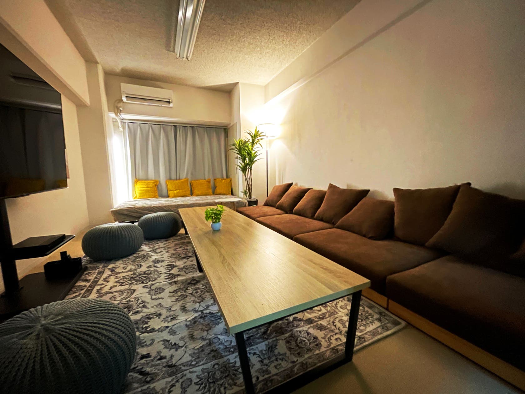 御堂筋線新大阪駅7番出口→徒歩3分｜最大15名｜24h利用可｜パーティー｜推し活｜女子会｜ゲーム｜夜間早朝の利用可｜当日予約歓迎の写真5