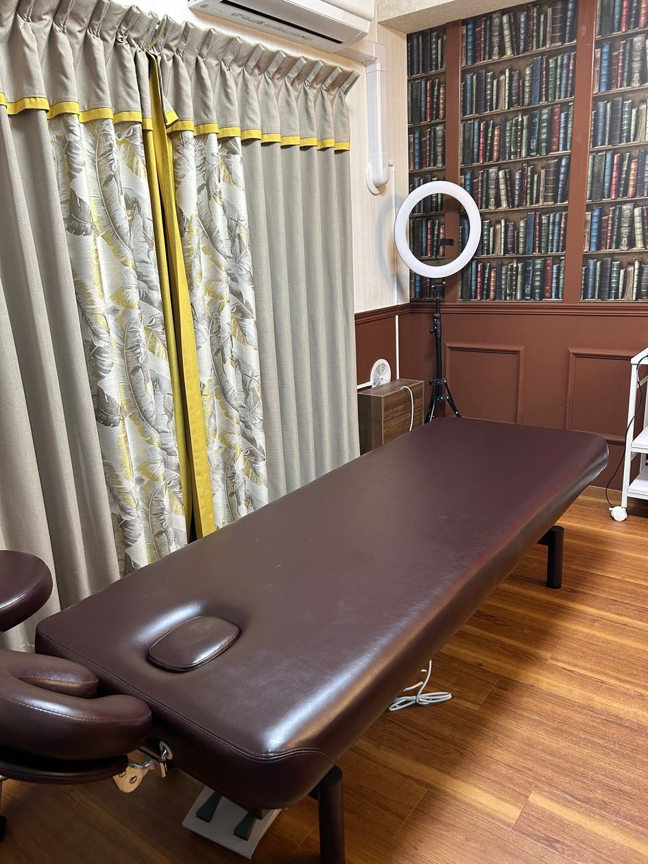 電動昇降ベッドの画像1