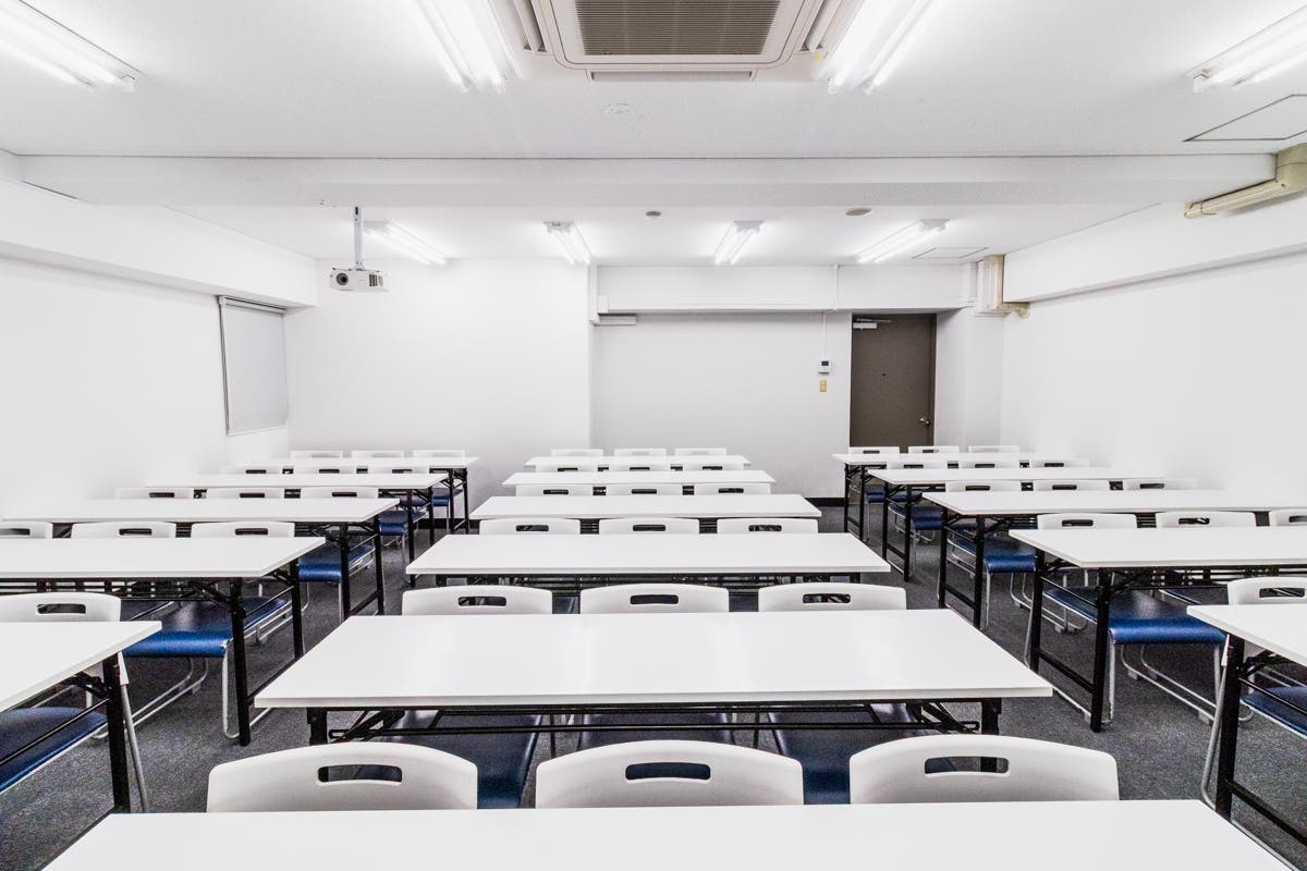 【池袋駅西口出口目の前！定員54名】プロジェクター・ホワイトボード・マイク・WiFi全て無料！ふれあい貸し会議室 池袋No148の写真5