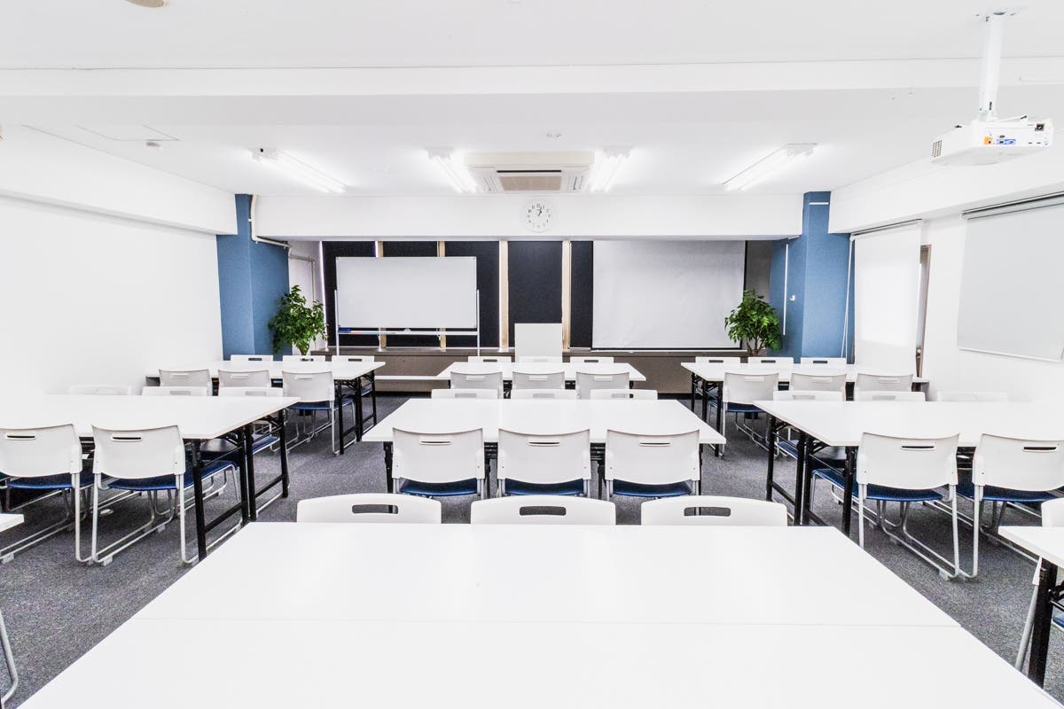 【池袋駅西口出口目の前！定員54名】プロジェクター・ホワイトボード・マイク・WiFi全て無料！ふれあい貸し会議室 池袋No148の写真7