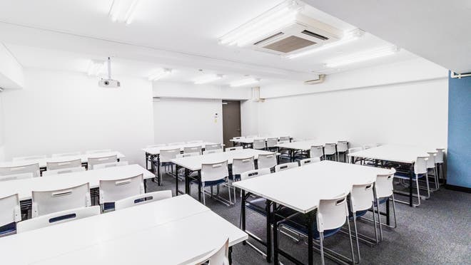 【池袋駅西口出口目の前!定員54名】プロジェクター・ホワイトボード・マイク・WiFi全て無料!ふれあい貸し会議室 池袋No148の写真11