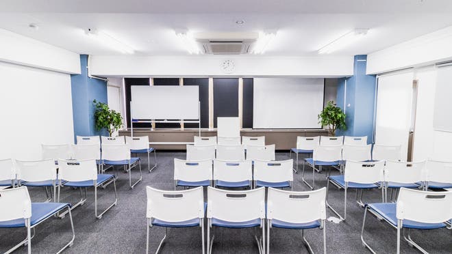 【池袋駅西口出口目の前!定員54名】プロジェクター・ホワイトボード・マイク・WiFi全て無料!ふれあい貸し会議室 池袋No148の写真17