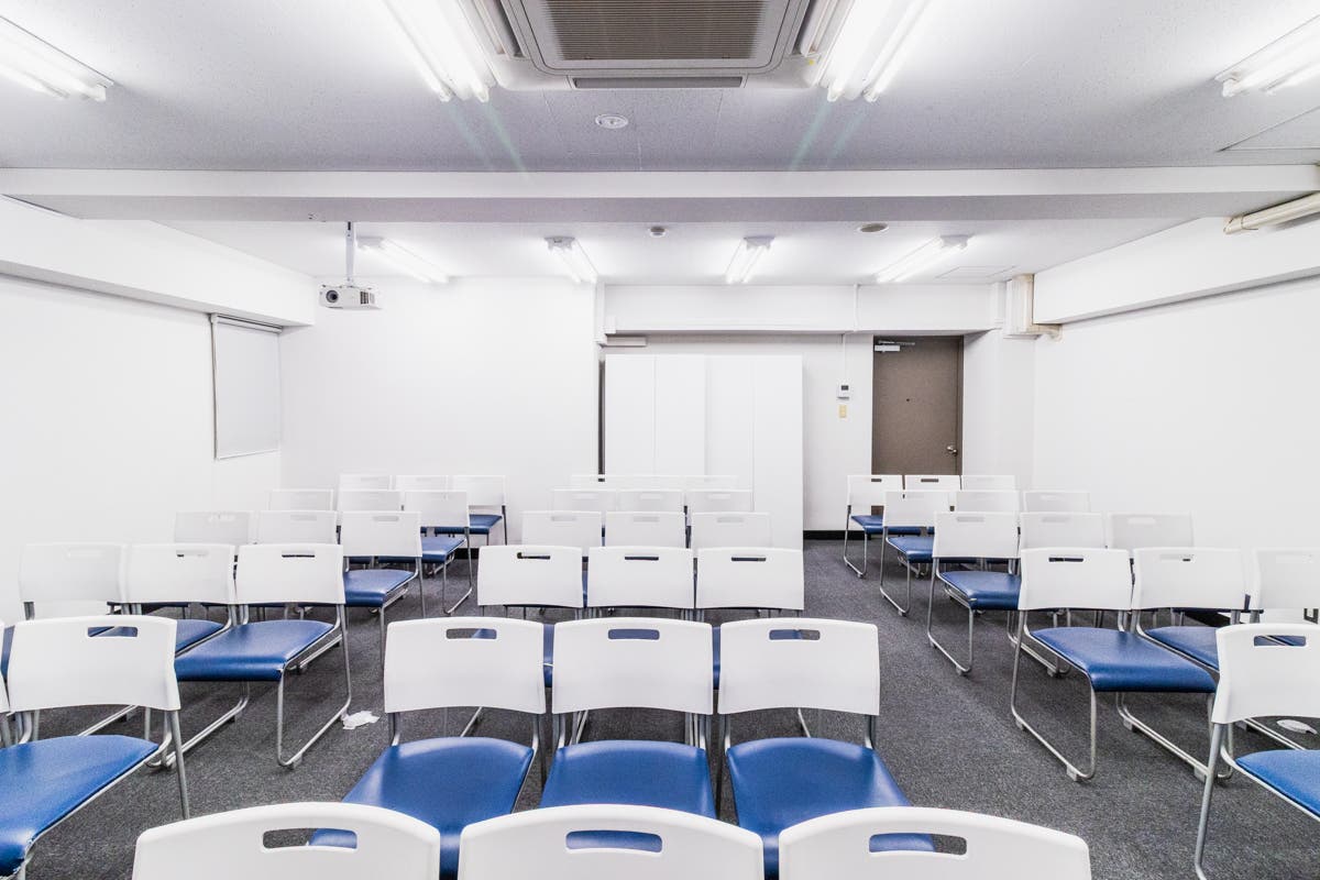 【池袋駅西口出口目の前！定員54名】プロジェクター・ホワイトボード・マイク・WiFi全て無料！ふれあい貸し会議室 池袋No148の写真20