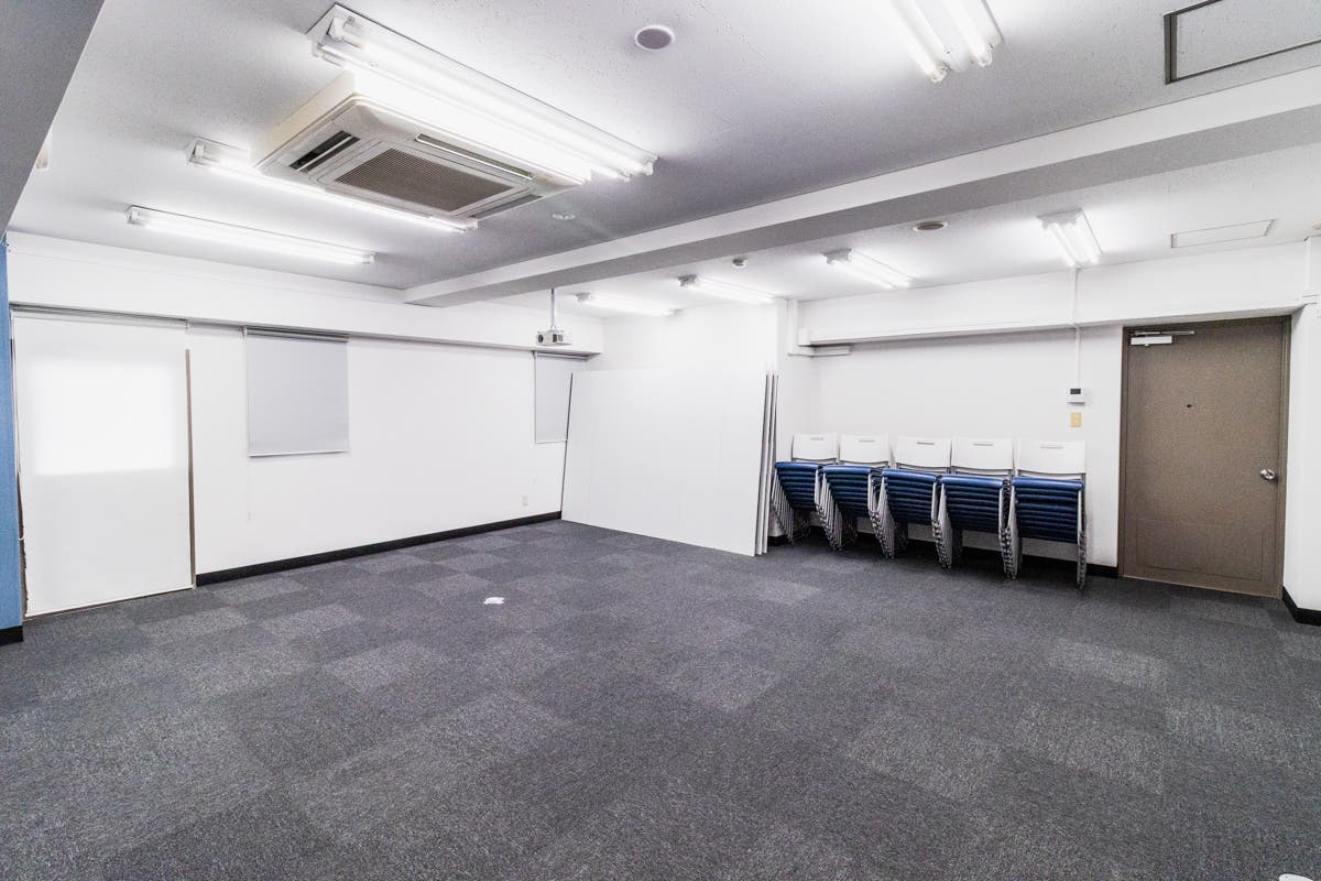 【池袋駅西口出口目の前！定員54名】プロジェクター・ホワイトボード・マイク・WiFi全て無料！ふれあい貸し会議室 池袋No148の写真26