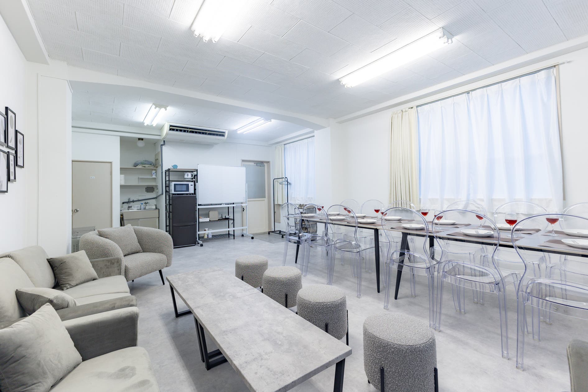 【OPEN特価】新橋駅チカ｜23名着席🉑×シンプル空間｜会議/セミナー/懇親会/パーティーに◎の写真11