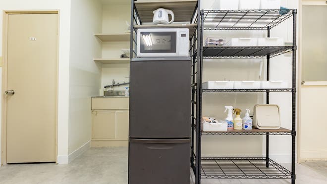 【OPEN特価】新橋駅チカ|23名着席🉑×シンプル空間|会議/セミナー/懇親会/パーティーに◎の写真28