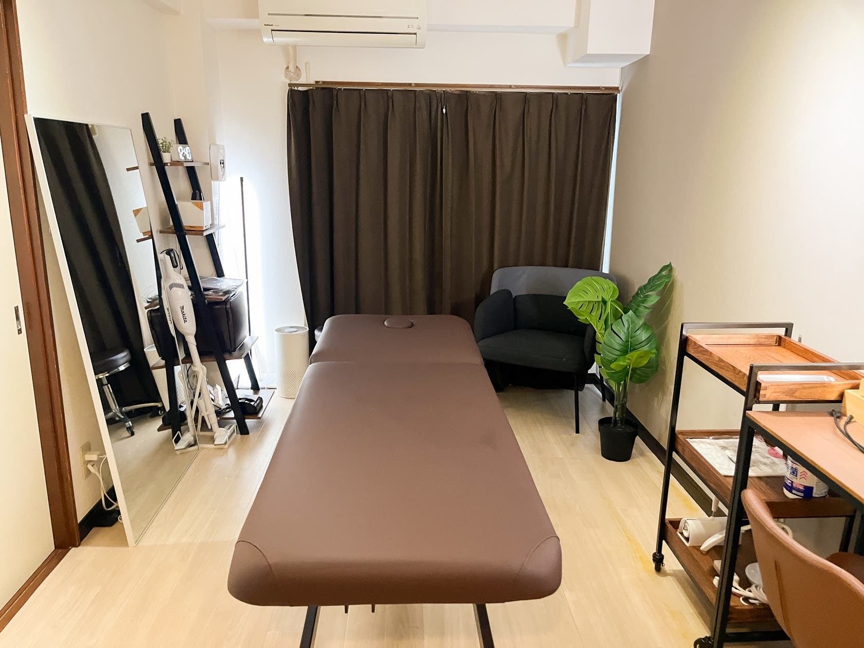 【学芸大学駅3分】完全個室のプライベートサロン✨ブラウンを基調とした良質空間🌿の写真4