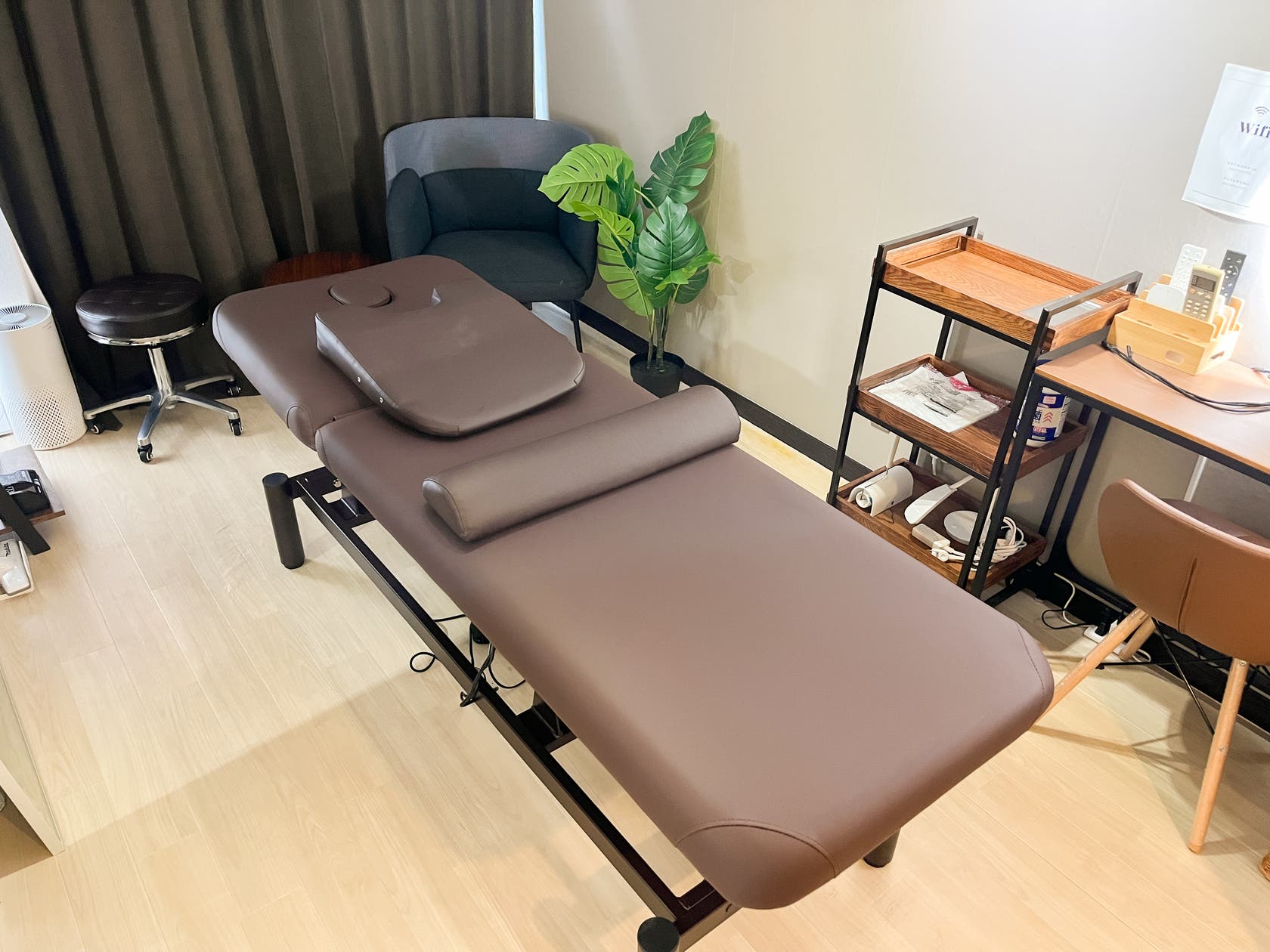 【学芸大学駅3分】完全個室のプライベートサロン✨ブラウンを基調とした良質空間🌿の写真5