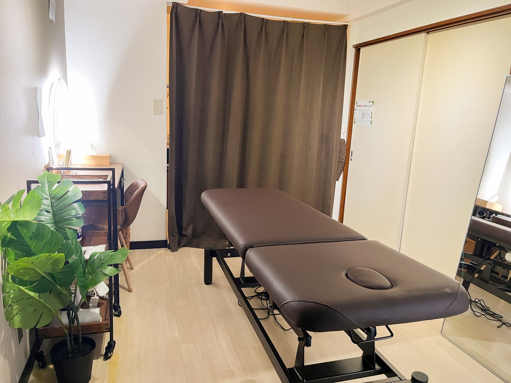 【学芸大学駅3分】完全個室のプライベートサロン✨ブラウンを基調とした良質空間🌿の写真7